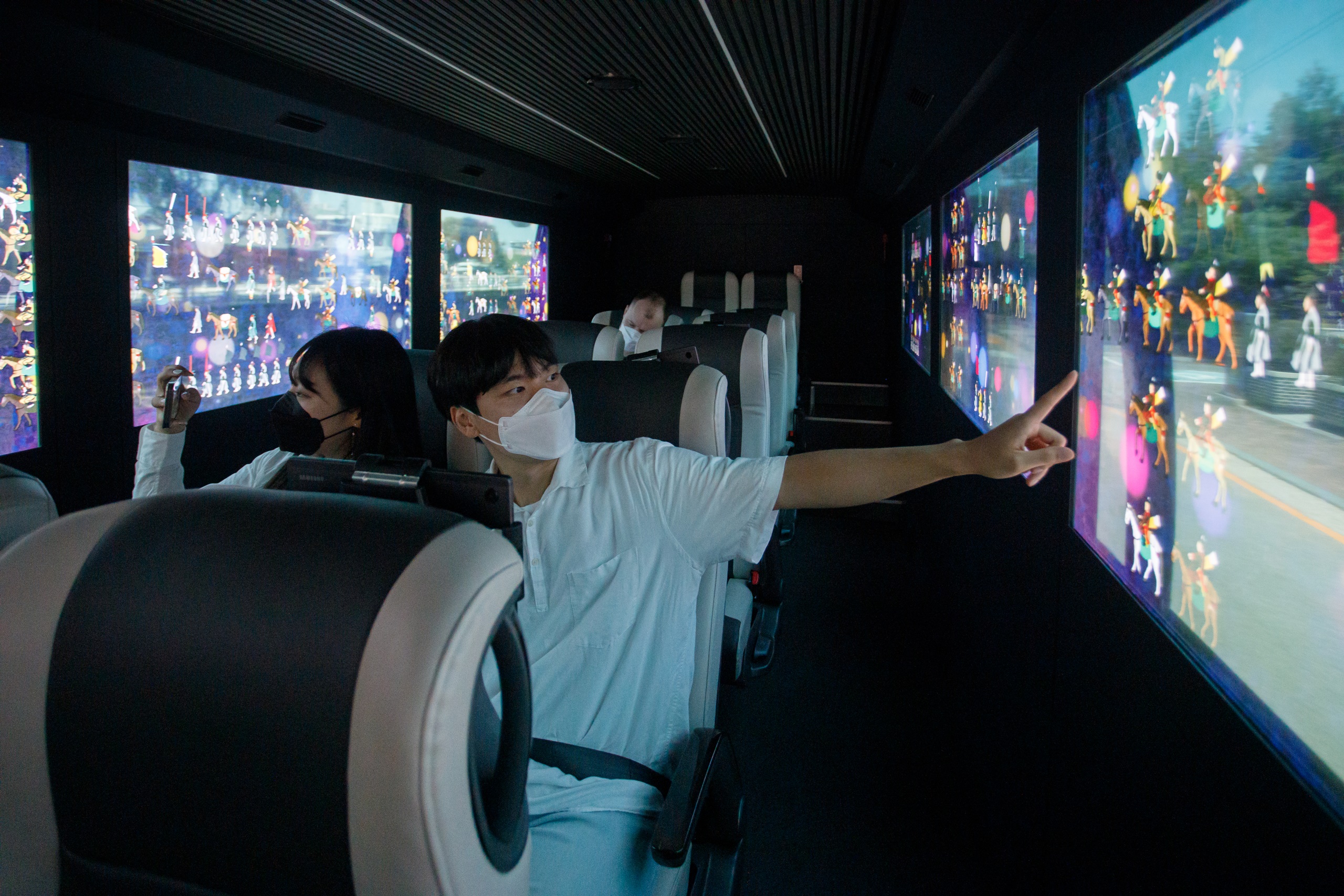 A futuristic visit to the past! My Transparent OLED tour - LG Display ...