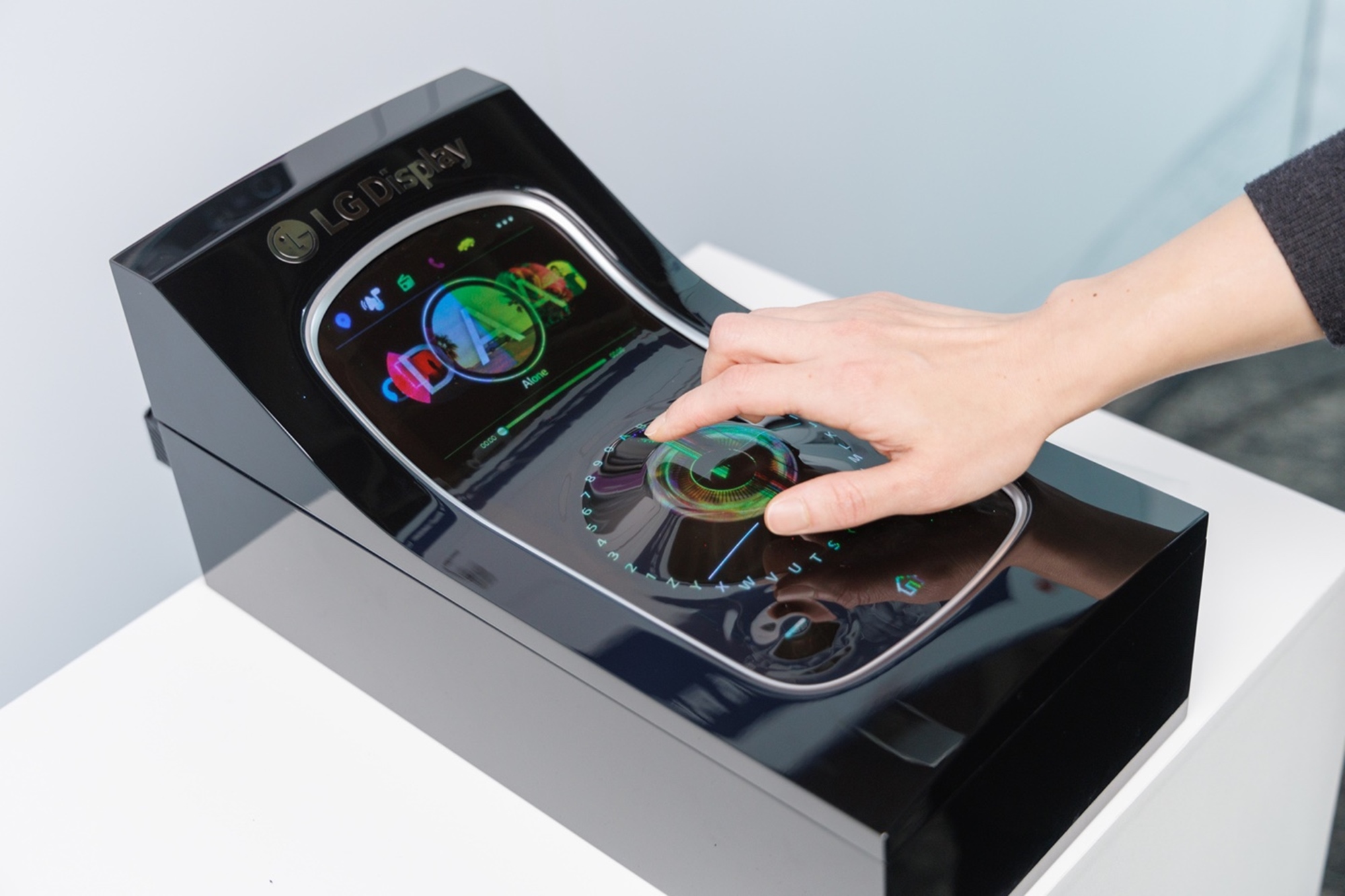 LG Display Succeeds in DevelopingWorld’s First Stretchable Display that ...